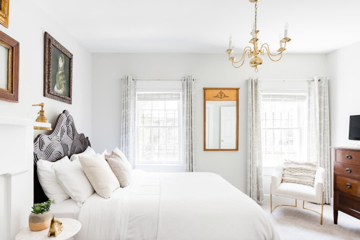 Stylish Carriage House In The Historic District - Savannah, GA