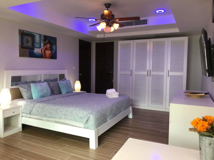 Spacious 2 Bedroom With Nice Pool View - C302 - Kata Beach