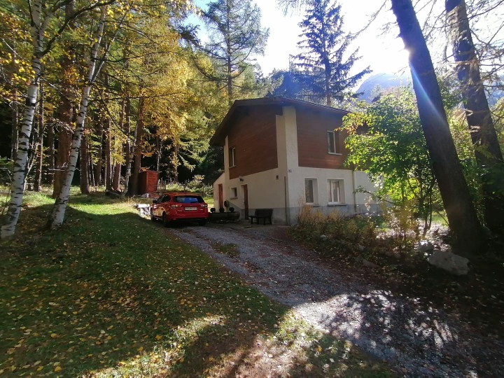 Idyllisches Häuschen Am Waldrand - Täsch