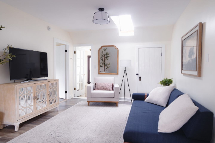 Spacious 1br W/ In-unit Laundry - South Portland, ME