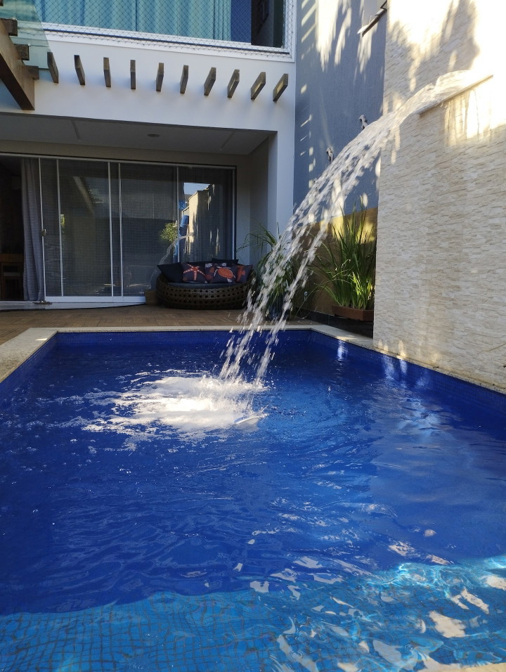 High-end House With Heated Pool - Guarapari