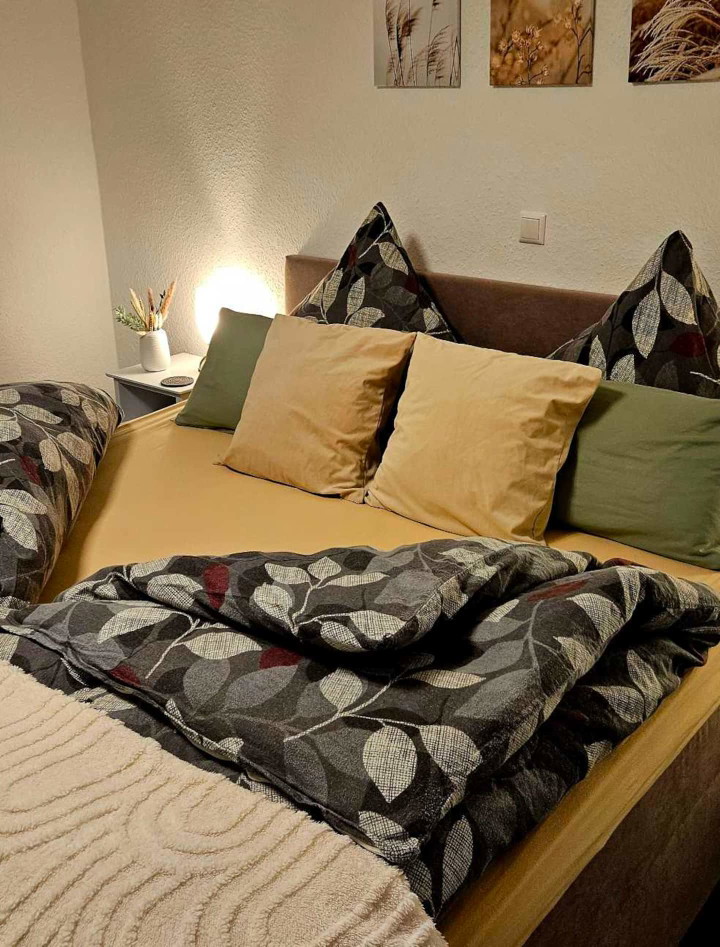 Fewo Elya, Privater Garten, Ruhige Lage, Outlet - Euskirchen