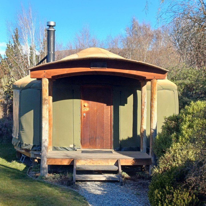 Kowhai Queen Yurt - Wanaka