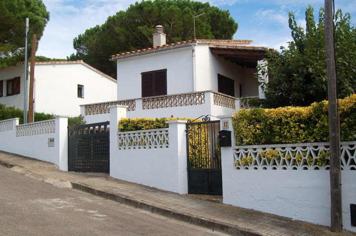 In L'escala, Riells. Hutg-013286 - Sant Pere Pescador