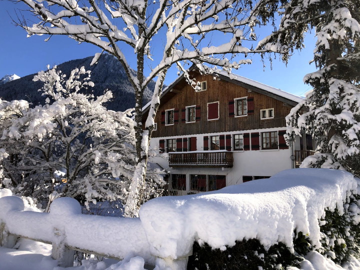 14 Bed Chalet Near Morzine, Portes Du Soleil. - Saint-Jean-d'Aulps