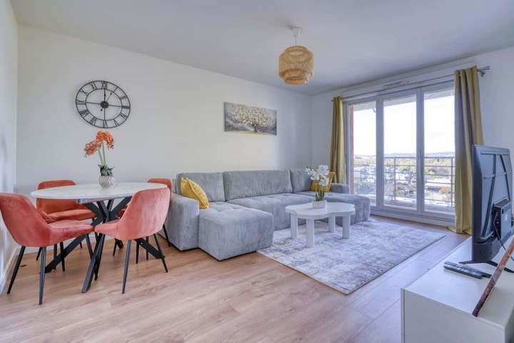 Spacieux 6 Pers Balcon Centre-ville - Massy