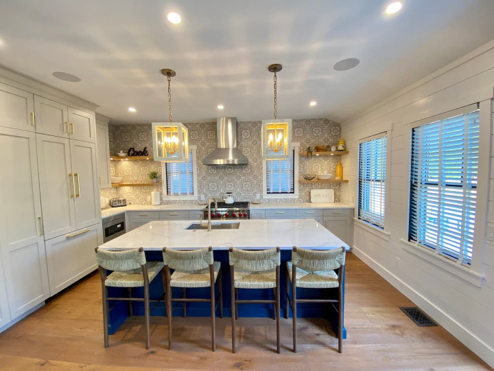 Luxury Home In Town With Heated Salt Water Pool! - Nantucket, MA