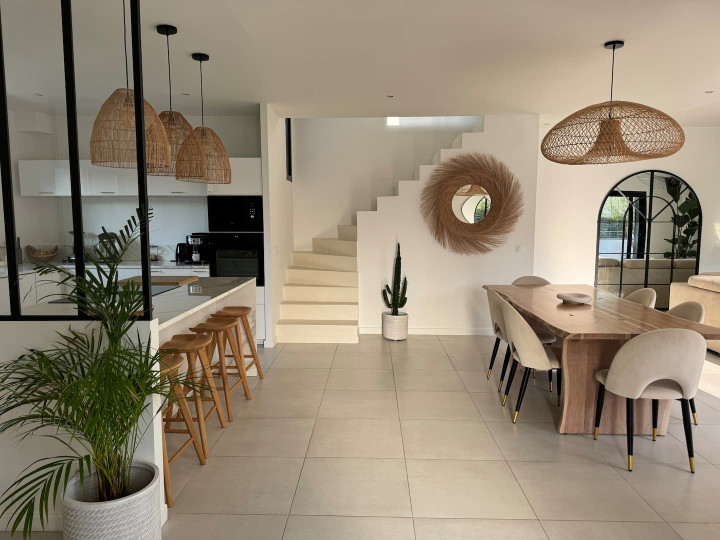Maison Style Bali Avec Piscine - Cergy