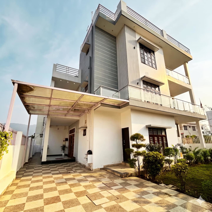 Suave 6bhk Luxevila Icityhub-ac-net-carpak-grpstay - Dehradun