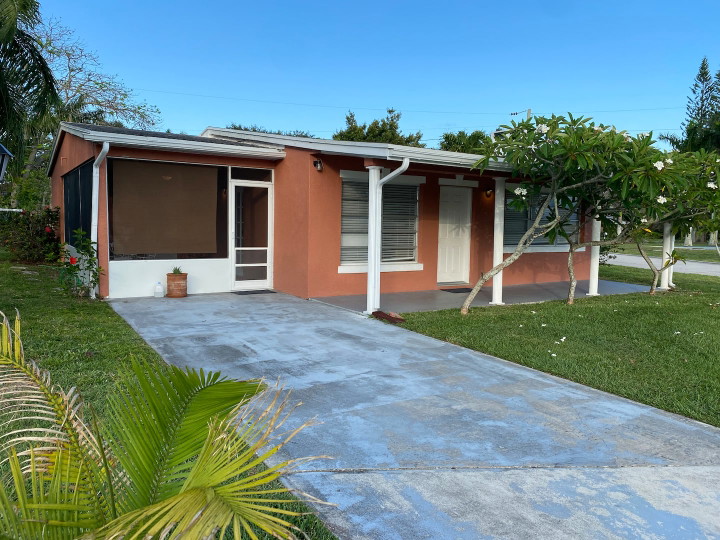 Vintage Vero Bungalow Ii - Vero Beach, FL