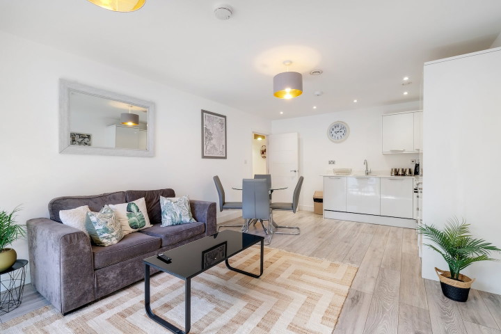 Harry Potter | Garden Flat | Free Parking | 2 Bed - Watford