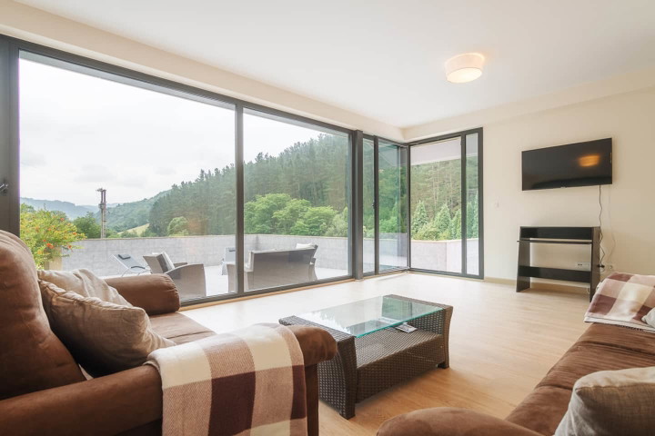 Beautiful Townhouse 20 Km From Bilbao - Llodio