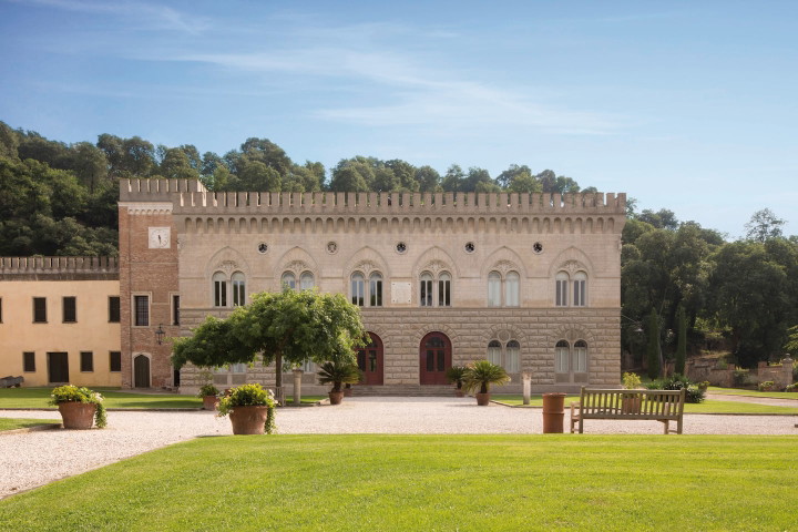 Castello- Stunning Ancient Castle With Heated Pool - Abano Terme