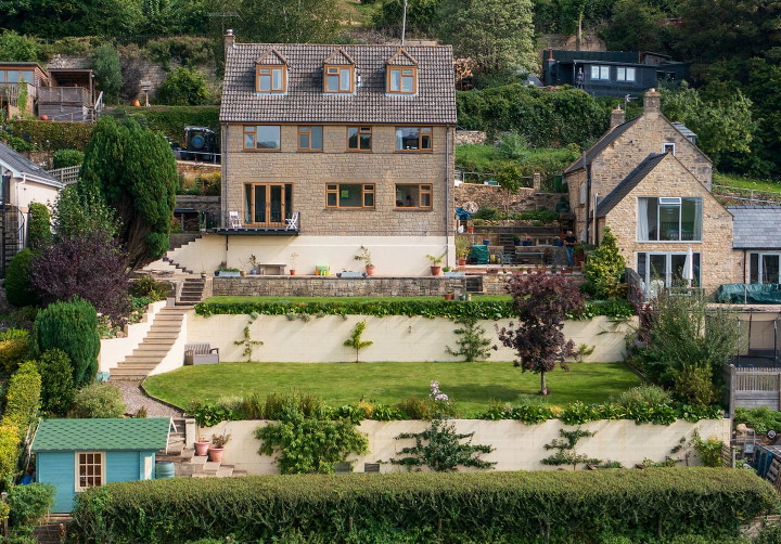 The Dormers | Amazing Views & Space To Work - Stroud