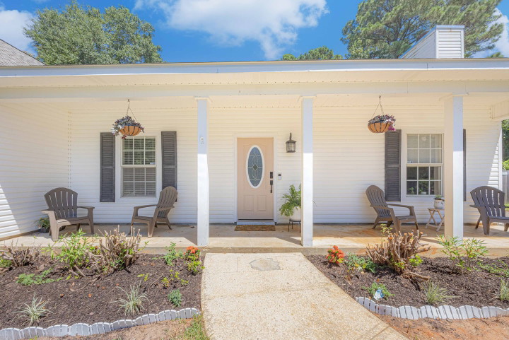 Sweet Home On The Circle - Daphne, AL