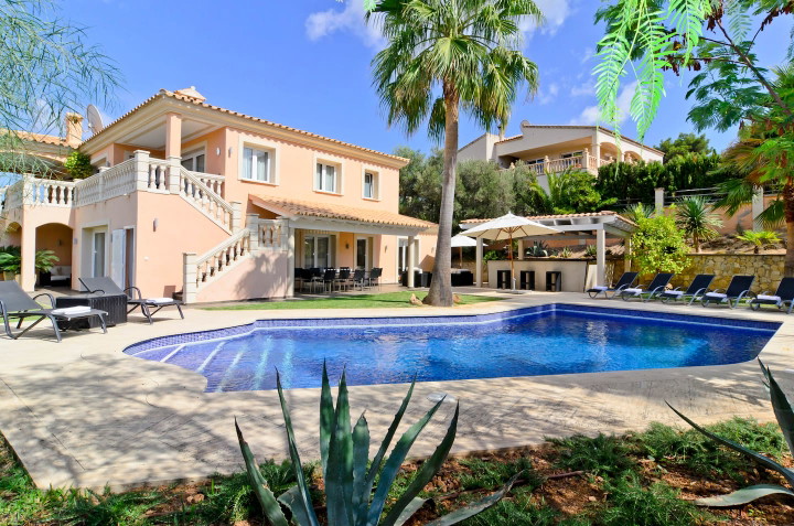 Mediterranean Villa With Pool & Outdoor Kitchen Near Port Adriano - Andratx
