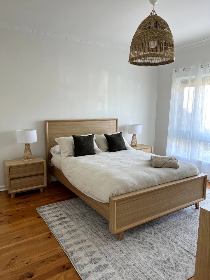 Newly Renovated 4 Bedroom Family Friendly Home - Adelaide