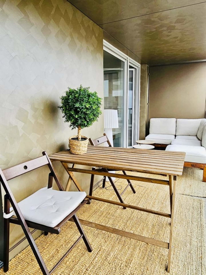 Bel Appartement 6p Avec 3 Ventilateurs - Saint-Denis, France