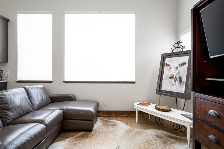 Outwest Hideaway - One Bedroom Apartment In Bozema - Bozeman, MT