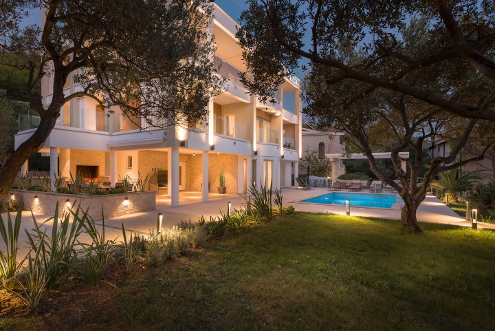Promajna Villa 01, Apartment 02 (2 + 2, 1st Floor) - Baška Voda