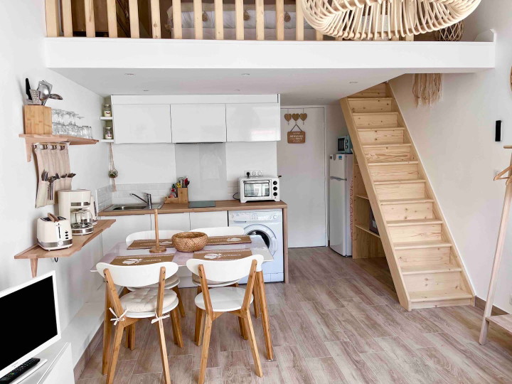 Agréable Appartement Climatisé 2 Personnes à 250m De La Plage. - Calvi