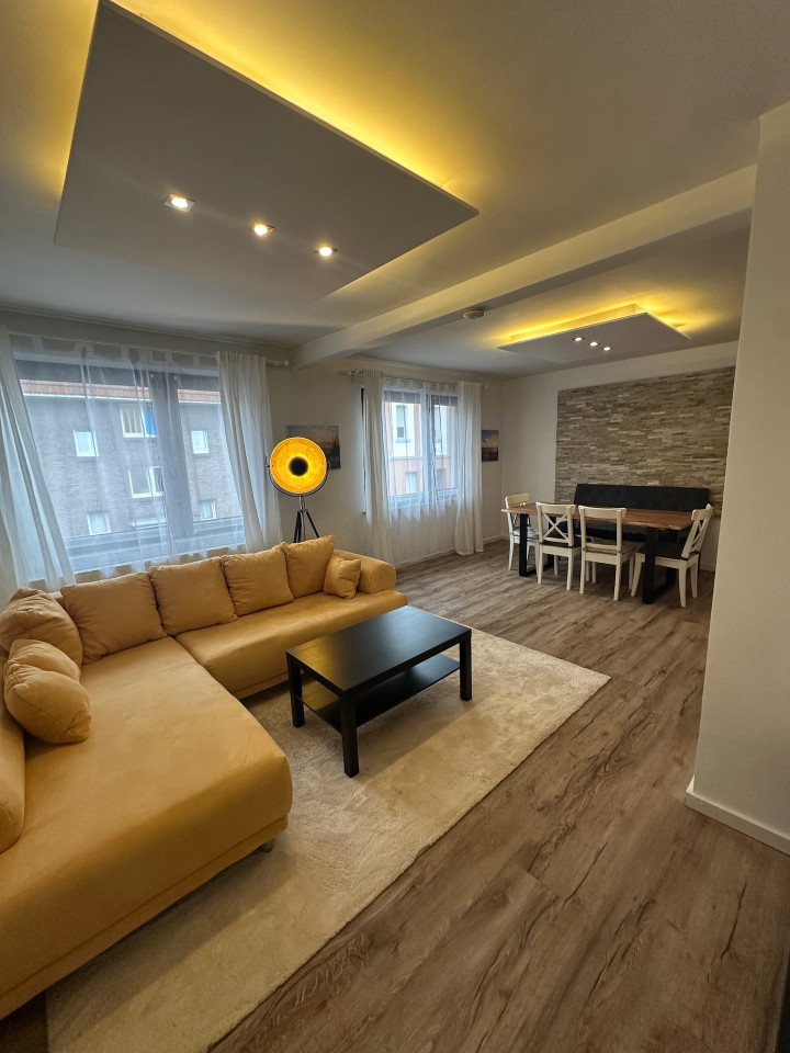 Stilvolles Apartment Mit Großem Pool - Oberhausen