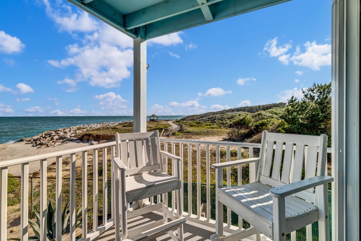 Beachfront Condo, Steps To The Beach - Bald Head Island, NC