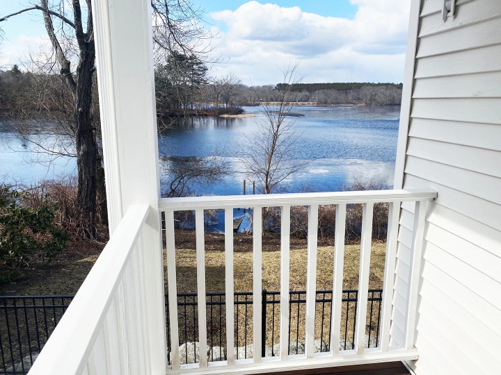 Dreamy Waterfront Oasis | 5 Location, Queen Beds - Concord, MA