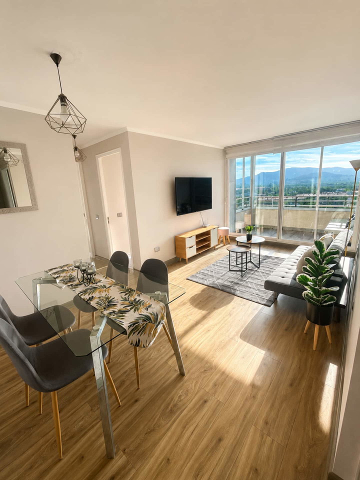 Premium Flat | Central Location, Lovely View And Parking - Quillota