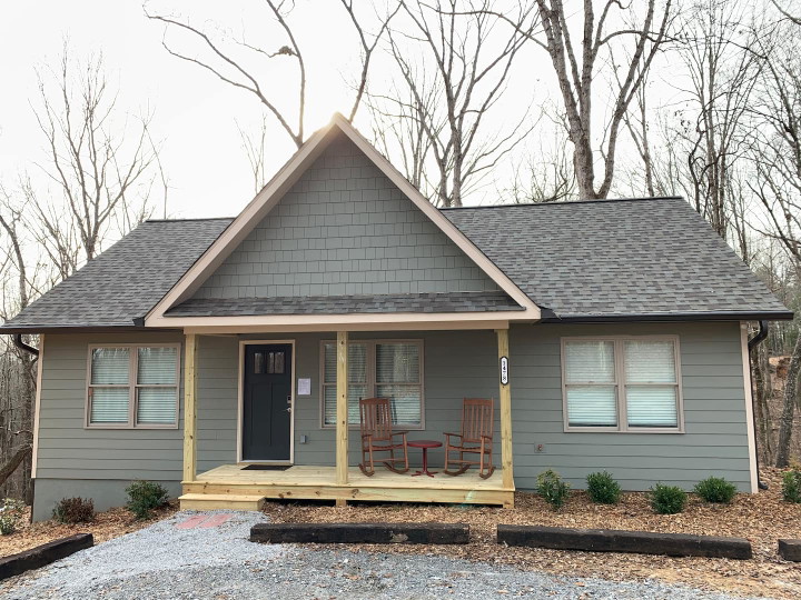 Lonebear Cottage1 Historic Dahlonega & Wineries! - Clermont, GA