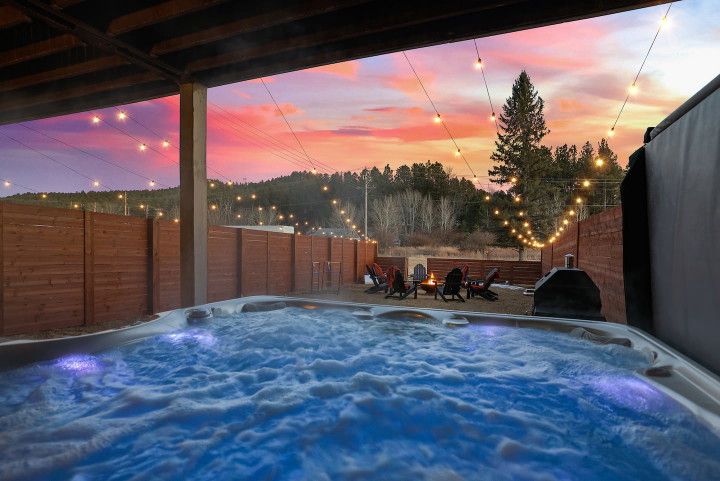 Buffalo Ridge | Hot Tub + Walk To Downtown - Wind Cave National Park