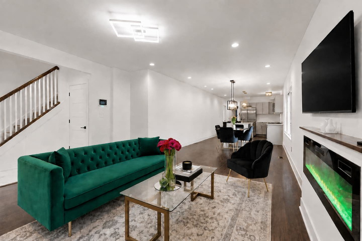 Detroit Downtown Nearby Detached Villa Ten Minutes Drive To All Attractions Newly Renovated Featured On Famous American Tv Shows - Detroit