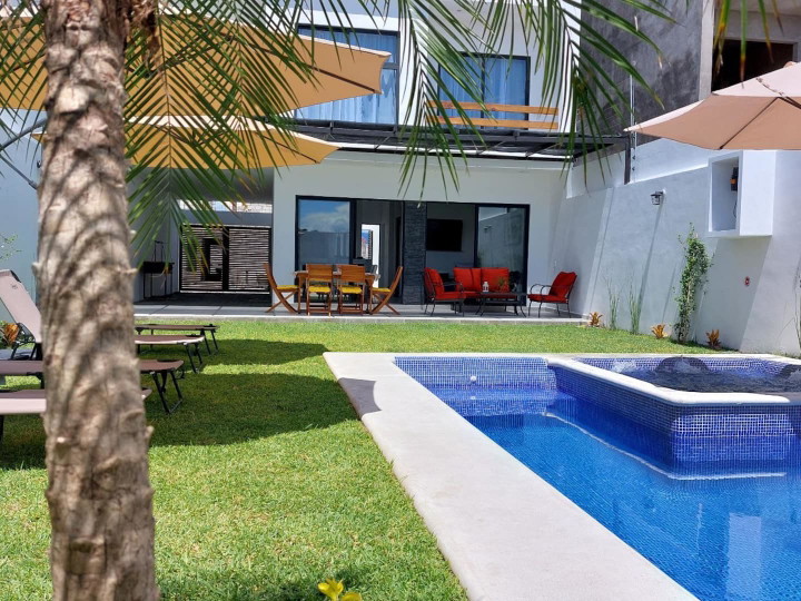 Casa Maui: Sun, Pool, And Jacuzzi In Tequesquitengo - Tequesquitengo