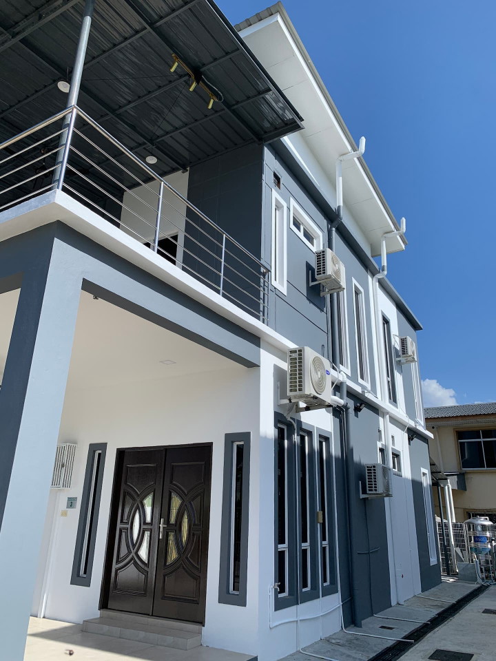 Sg Tampoi Homestay (3bedr + 3bathr: 15pax) - Brunei