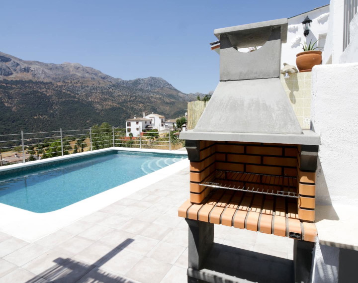 La Mejor Terraza De La Serranía De Ronda, Piscina Esmeralda: Casa Martijín - Cortes de la Frontera