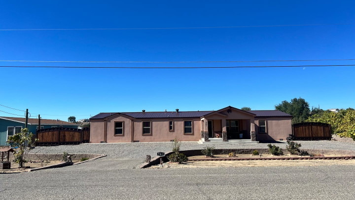 Luxurious House With 5 Bedrooms And 3 Bathrooms - New Mexico