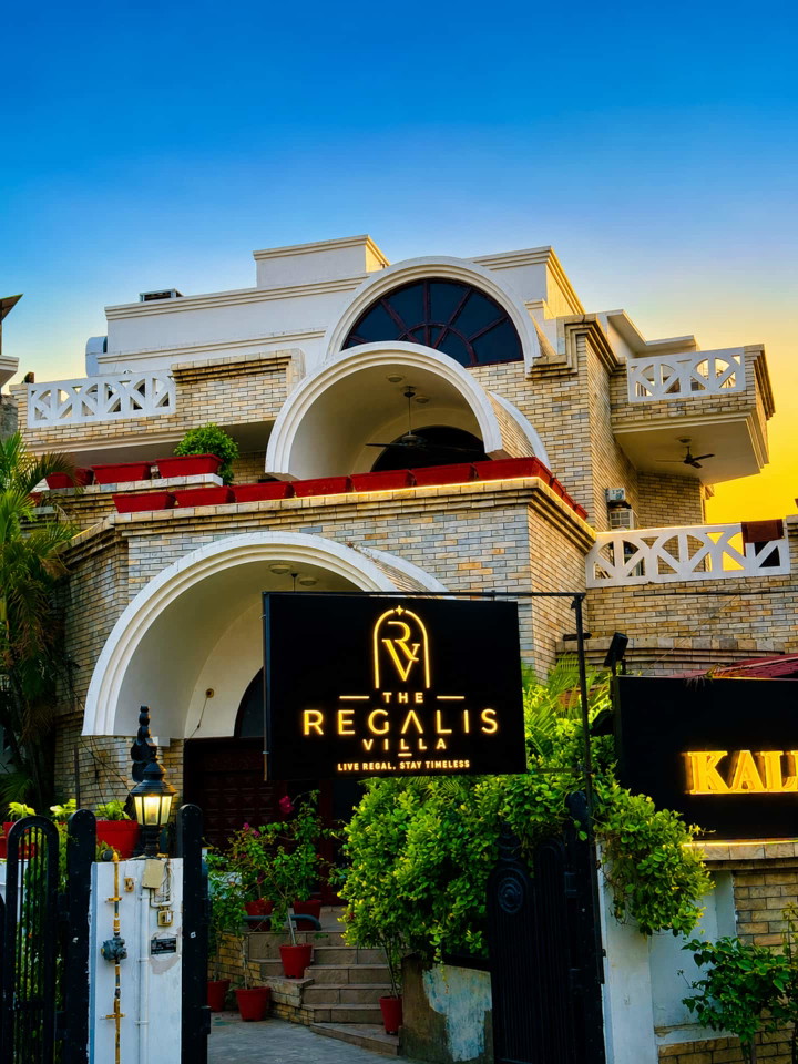 The Regalis Villa - Lucknow