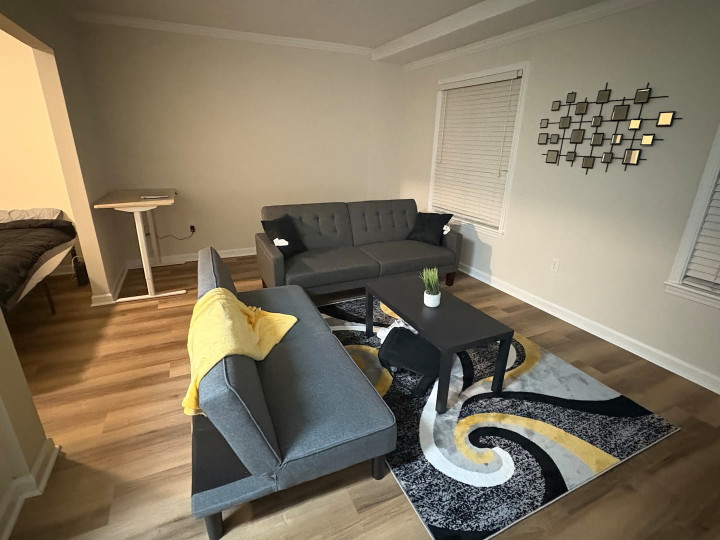 Downtown Getaway/free Parking - Columbia, SC