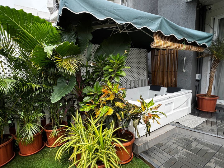 Boho Bliss Studio With Garden & Jacuzzi- Karjat - India