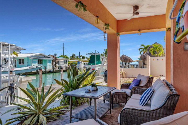 Coral Tides - Waterfront Escape With 40' Dock - Marathon, FL