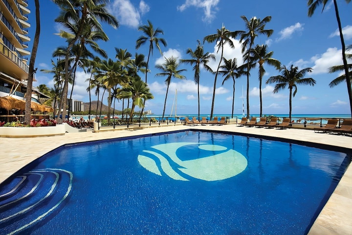 Relax In Our 3 Spacious Units! Enjoy Swimming Pool - Honolulu, HI