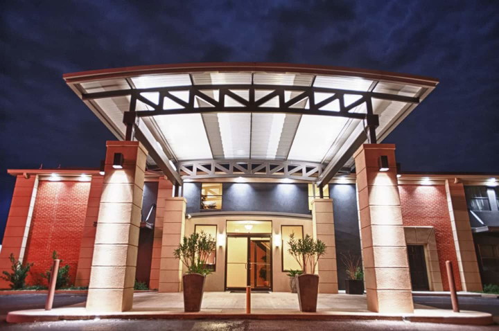 12 Oaks Hotel/motel - 2 Beds - Tyler, TX