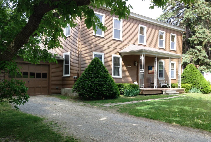 Attractive Condo In The Berkshires. - Pittsfield, MA