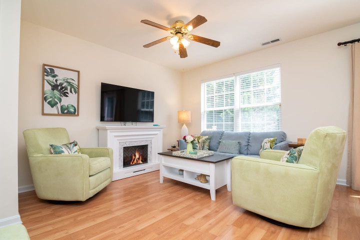 Centrally Located With 4 Tvs, Deck & Fireplace - Lewes