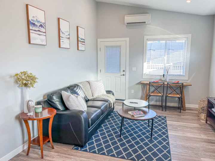 Penticton Guesthouse With King Bed - Penticton