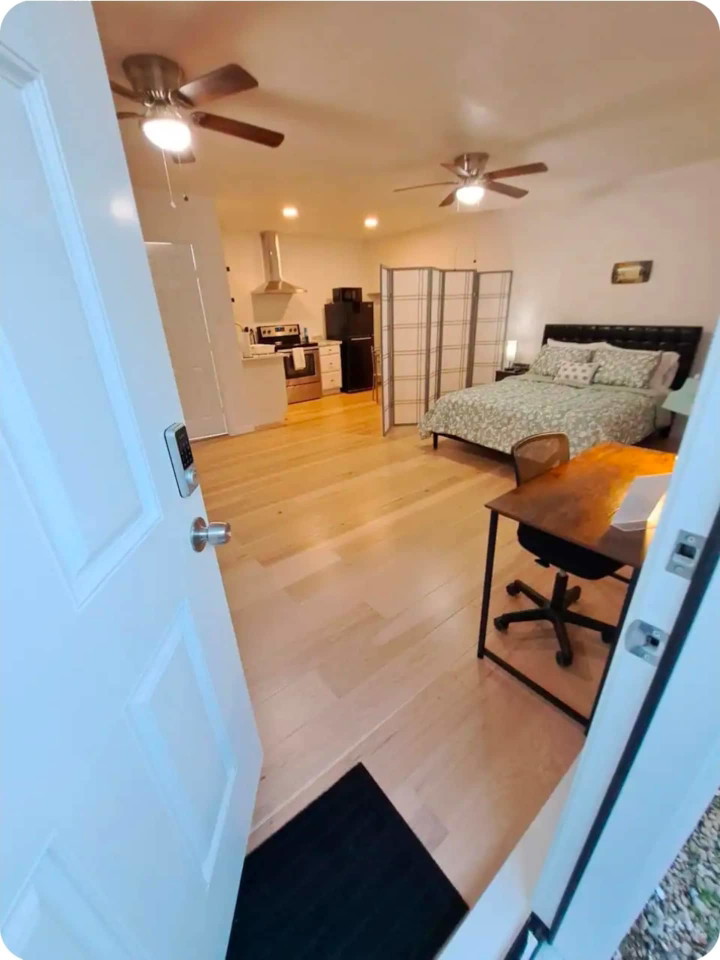 Priv-modern Studioapt Freew&d. Stays 30+days Only! - Frisco, TX