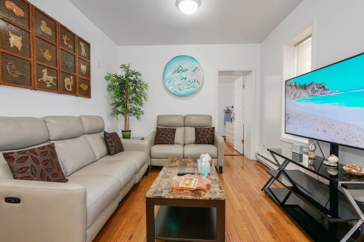 Blue Beach House Steps To Beach & Boardwalk Apt 1 - Atlantic City, NJ