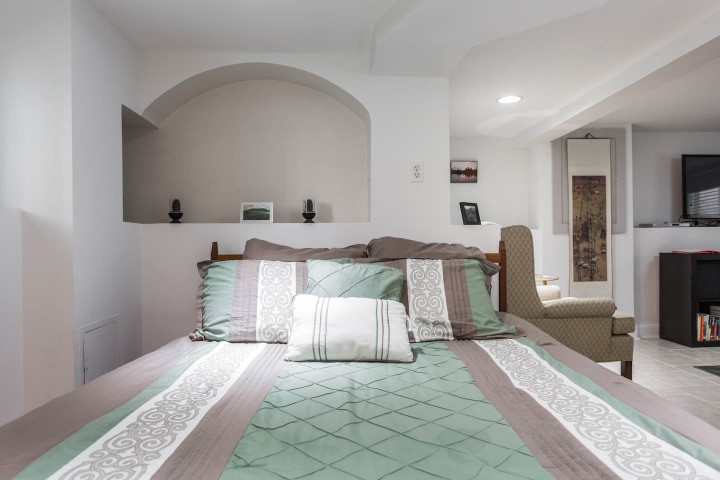 Cozy Private Suite Near O'hare & Downtown Chicago - Chicago