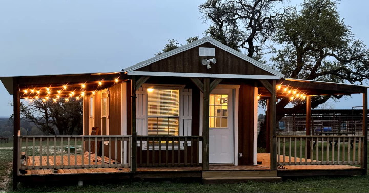Quiet Western Country Setting - Stephenville, TX