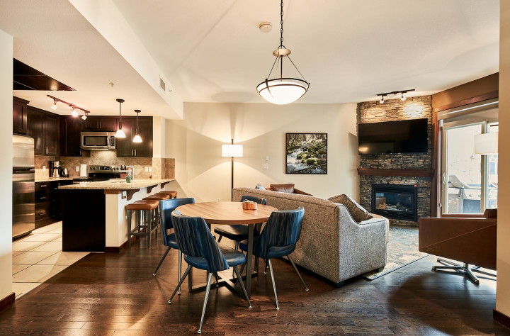 Premium Mountain View! Luxurious 2 Bed Condo At Stoneridge Mountain Resort - Canmore